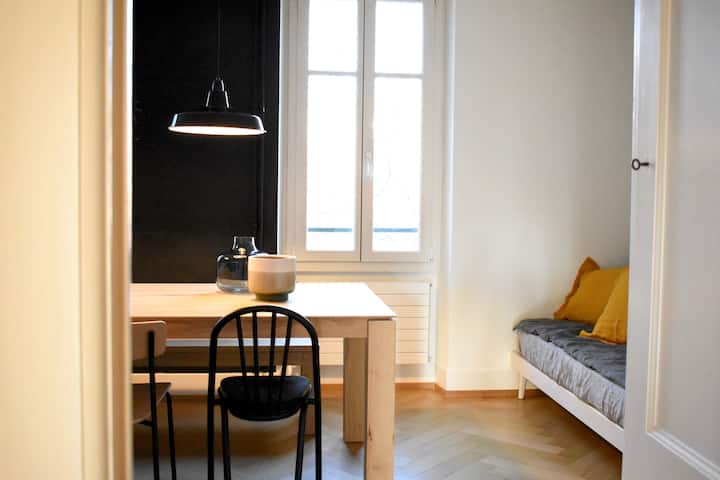 Belmont | Central, Stylish, 90sqm | Cocoon Homes - Genf