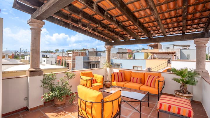 Bright-spacious Home/ Tranquil Gated Neighborhood - San Miguel de Allende