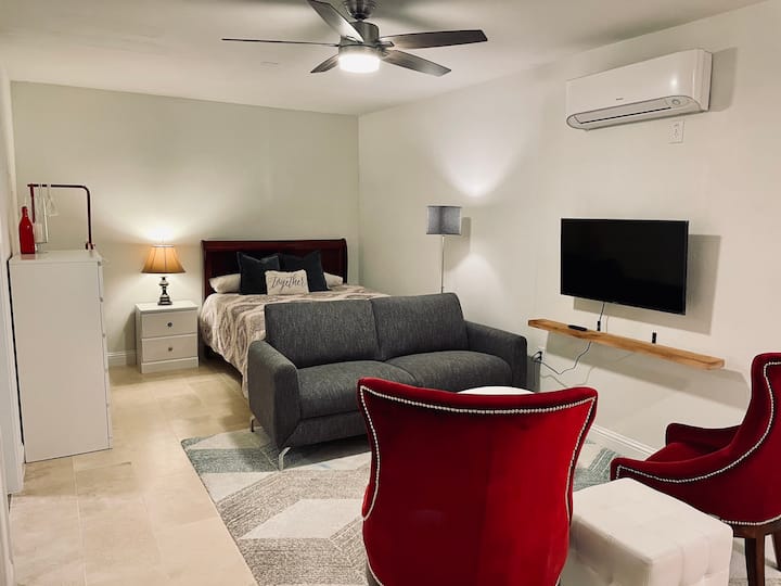 5-⭐️ Houston Centric Private Apartment - Meyerland - Houston