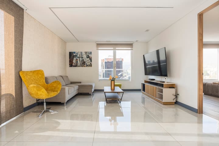 Espectacular Penthouse Nuevo Estadio.rnt90330 - Medellín