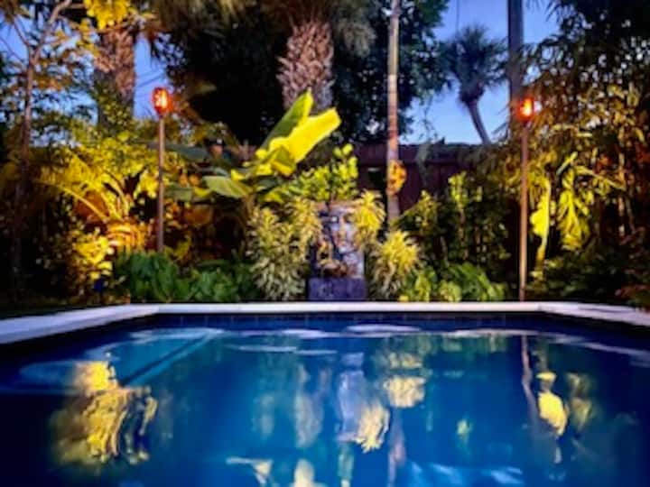 New: The City Oasis-your Private Tropical Oasis. - West Palm Beach, FL