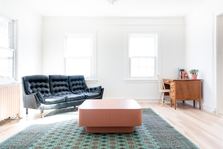 Special Nest W Private Entrance River View Porches - Beacon, NY