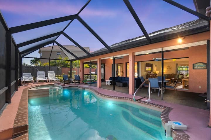 Paradise In Bonita Springs With Heated Pool - Bonita Springs, FL