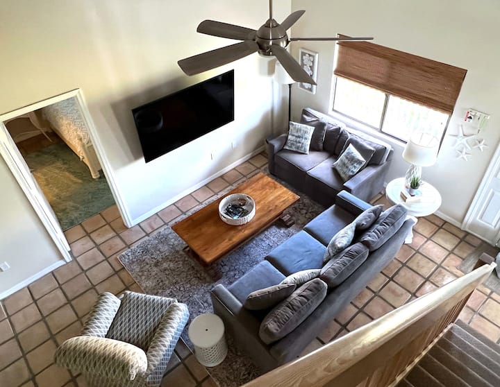 Stunning 3/2 On Carlin Park - Walk To The Beach! - Jupiter, FL