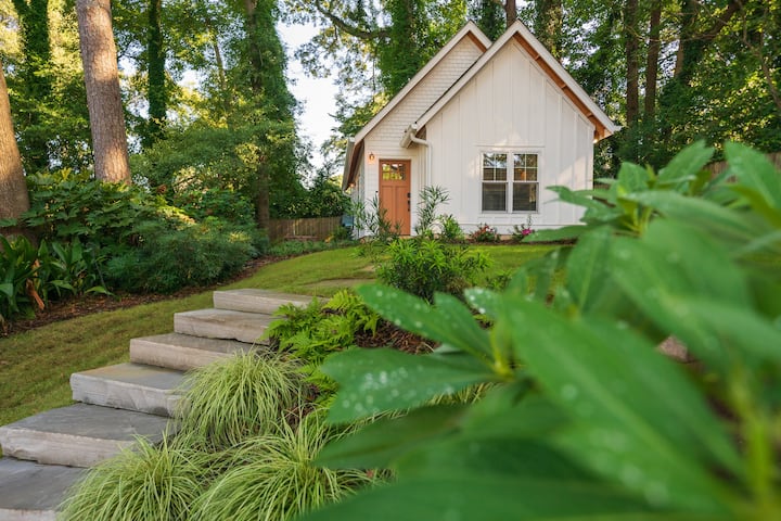 Kirkwood Cottage - Beautiful, Upscale Guest Home - Atlanta, GA