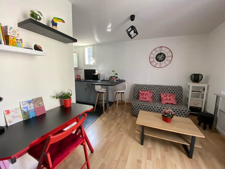 Le Léon Blum - T2 Cosy Et Apaisant - ibis Nantes Centre Gare Sud