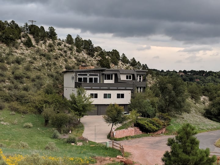 House Really Does Side To Garden Of The Gods Park! - Colorado Springs, CO