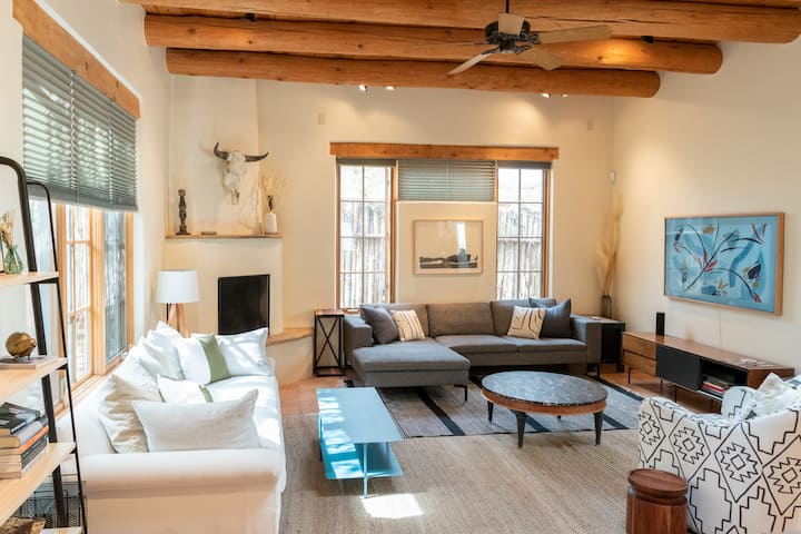 Private Oasis In Best Location In Santa Fe - Santa Fe, NM
