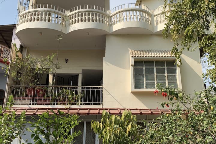 Babina Holiday Rentals & Homes - Uttar Pradesh, India | Airbnb