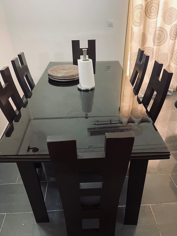 Luxueux  F3 Ctre Ville De Cotonou Chges Comprises - Cotonou