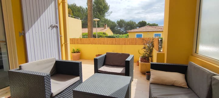 Appartement Dans Domaine Arboré Avec Piscine - Biot