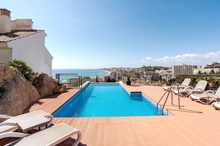 Townhouse, Stunning Views And Private Splash Pool. - Benalmádena