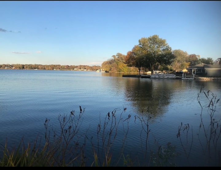 Long Lake Lodge - Fox Lake, IL