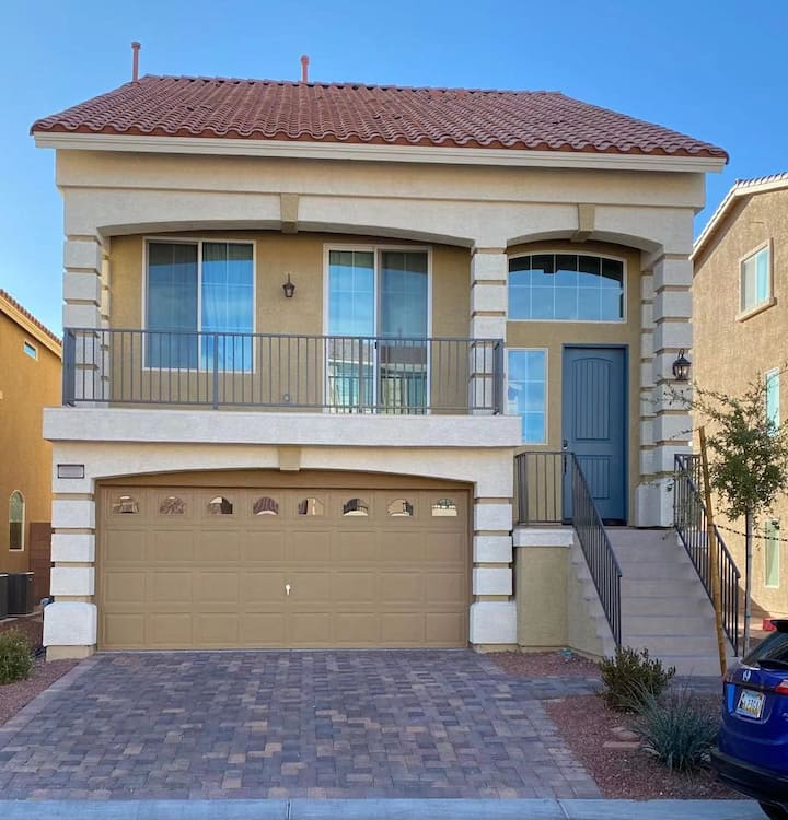 Beautiful 5br 3ba Home - Close To Lv Strip/airport - Las Vegas, NV