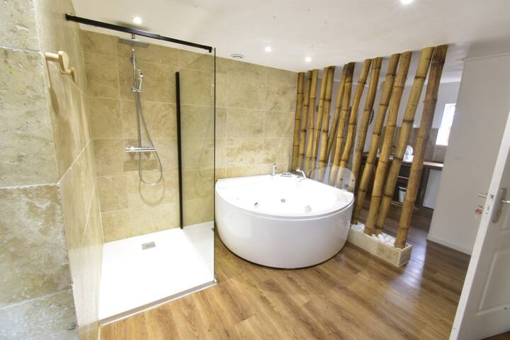 Appartement Jacuzzi&sauna Privatif Love&zen - Verneuil-sur-Avre