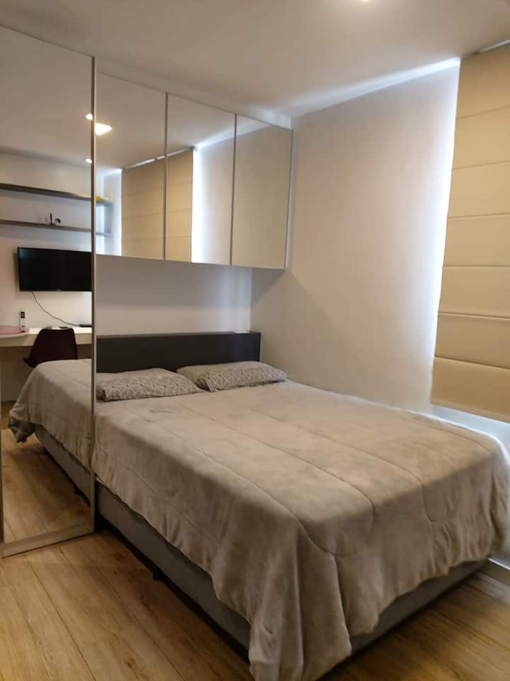 Studio Moderno Ao Lado Da Puc Com Garagem - Curitiba