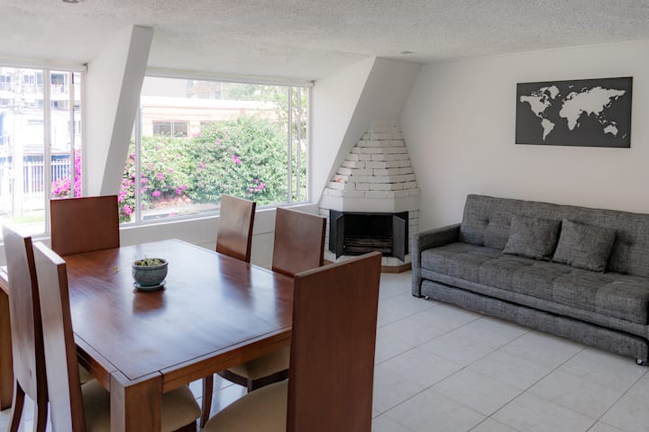 Aptocomfy/wellequiped/ideallocation/fireplace/wifi - Bogotá