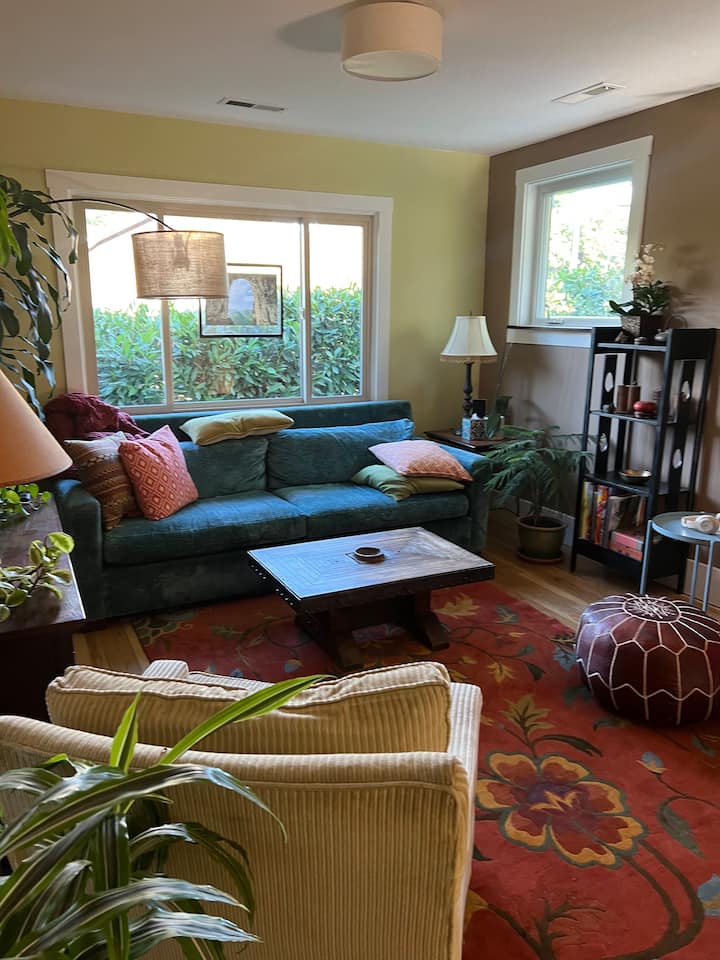 Garden Oasis - Ashland, OR