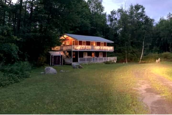 Picturesque Brookhaven W/double Wrap Around Deck - Stratton Mountain