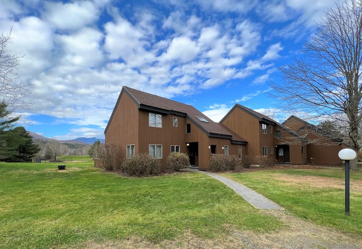Stonybrook Townhouse -A/c- Pools-mt Views-rec Path - Stowe, VT