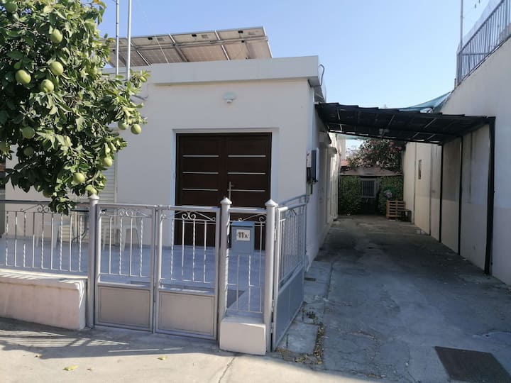 3 Bed-room/beautiful House To Stay In Limassol - Limassol