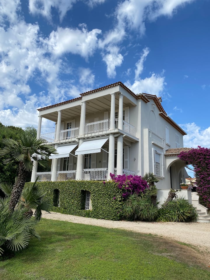 A Piece Of Heaven In Cap D'antibes - Juan les Pins