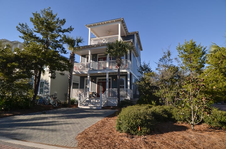 Late April–early May Getaway! Sleeps 16 - Rosemary Beach, FL