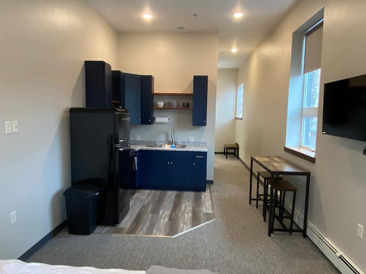 Unit 103: Northwater Studio - Duluth, MN