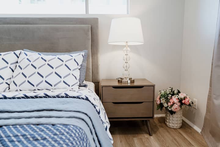 2br Townhome W/ Rooftop Deck & Carport Parking P30 - Los Angeles
