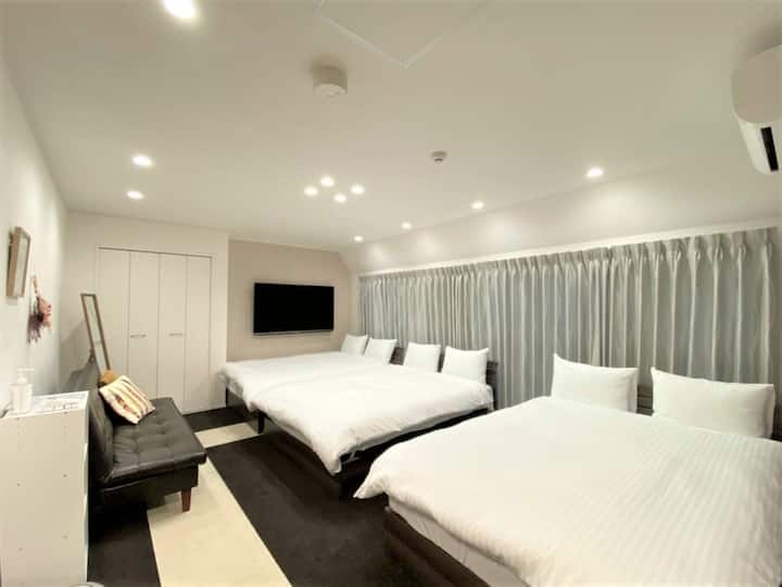 Rooma-the  Top Floor,the Heart Of Hiroshima.max 7 - Hiroshima