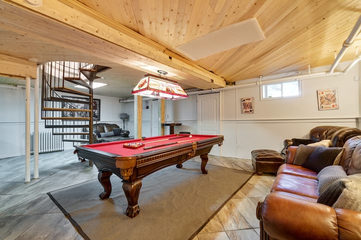 Maison Familiale, Billard, Spa, 4 Chambres,11 Pers - Quebec City