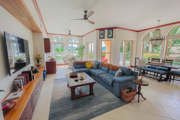 Ocean View 3 Bed Condo At Los Sueños Resort - Playa Herradura