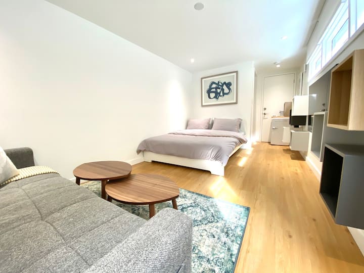 Peaceful Garden Guest Suite In Architectural Gem - Toronto