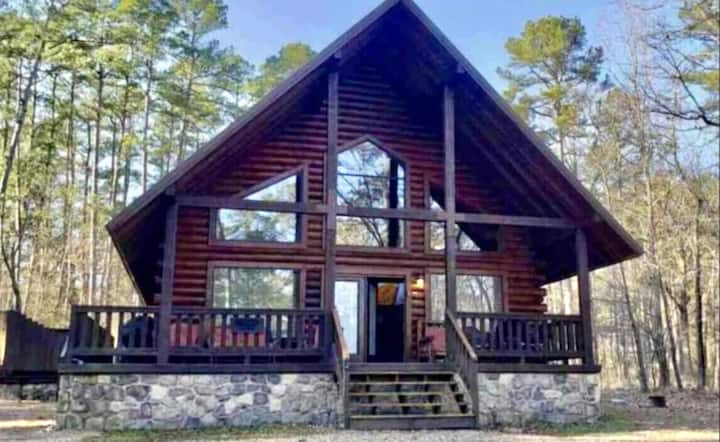 Peaceful Pines:hottub/playground/brewery/hiking - Hochatown, OK