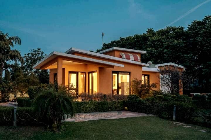 Two Bedroom Luxurious Villa With Common Pool - Bhiwadi