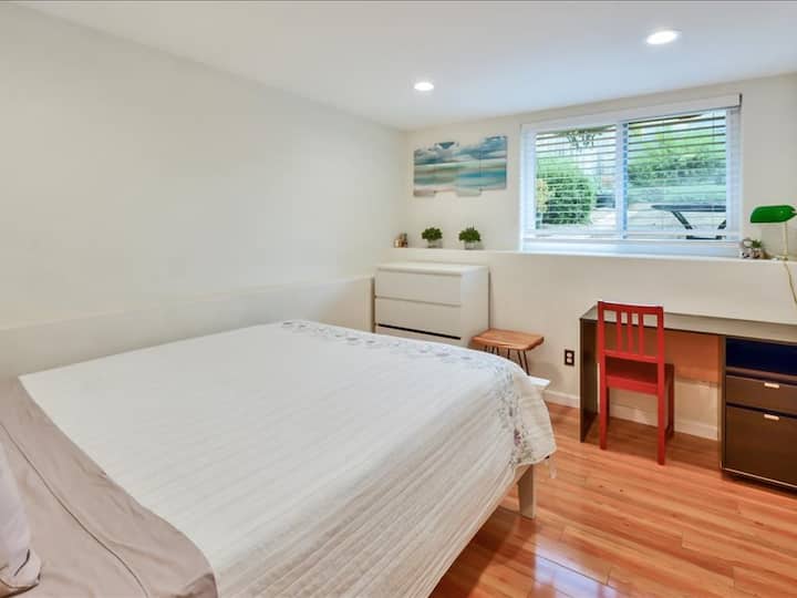 Cozy 2beds/2baths In Central Sf W. Parking Onsite - San Francisco, CA