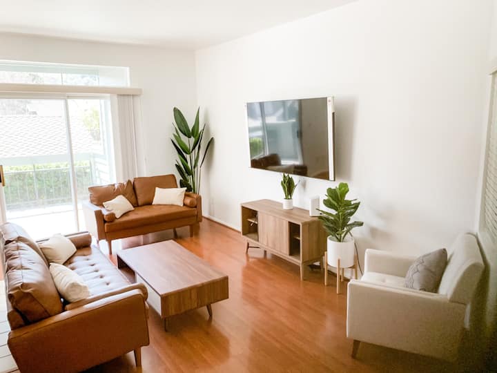 2 Br/bath In A Bright And Peaceful Setting - Pleasanton, CA