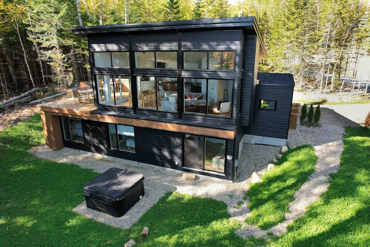 Avalanche 94 : Spa, Sentiers Et Retraite Estivale - Québec