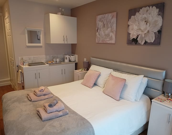 St Just Casita Is Your Delightful Coastal Retreat. - Pendeen