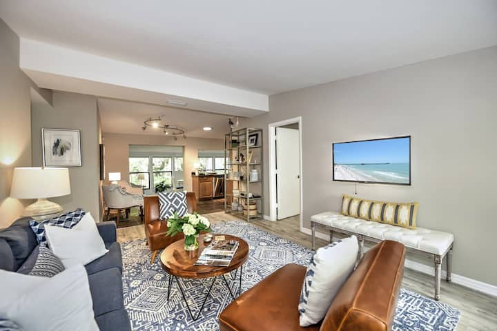 Sea Grape Cottage Close To Everything In Naples! - Naples, FL