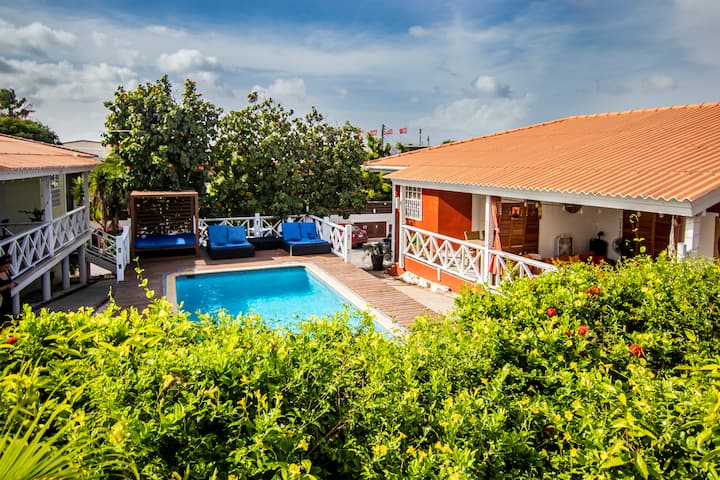 2br Suite W/private Yard & Bbq, Resort Jan Thiel-c - Curaçao