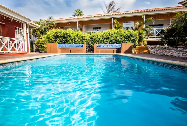 2br Oasis With Private Yard And Bbq Janthiel A - Curaçao