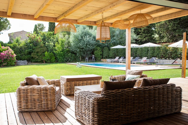 Villa Contemporaine Bois Dans Les Alpilles - Paradou