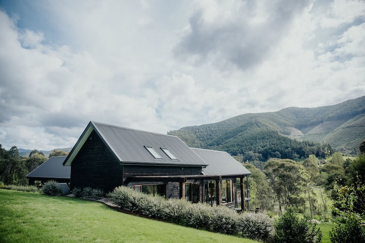 Pebblebank On Morses -Mountain Retreat - Bright