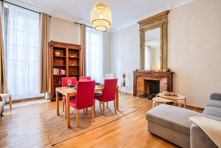Superbe Appartement Cœur De Ville 95m² Arènes V2 - Nîmes