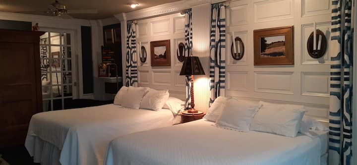 Porches Room #11 - New Hope, PA