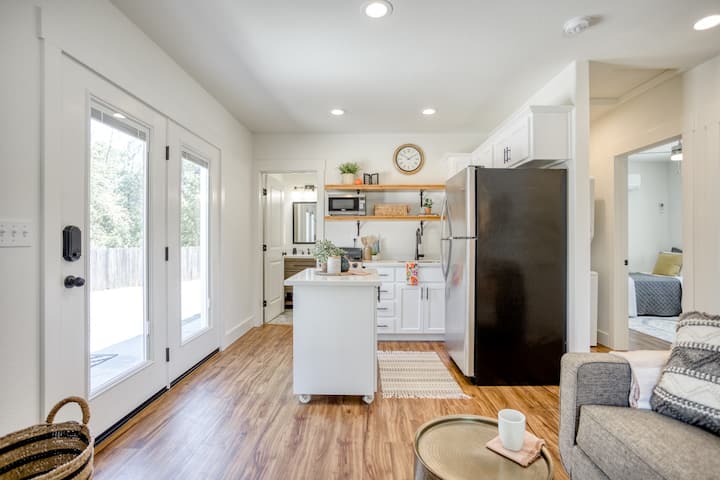 The Settle In Peaceful Retreat - Shasta Lake, CA