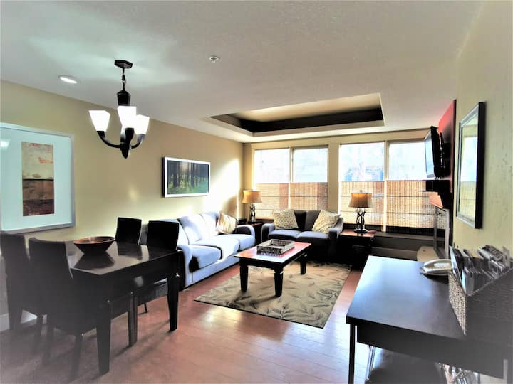 Spacious 1 Bedroom Condo At Premium Resort & Spa - Canmore