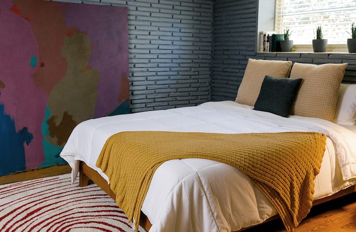 Lovely & Quiet Apt Mins From Buckhead Attractions - Sandy Springs, GA