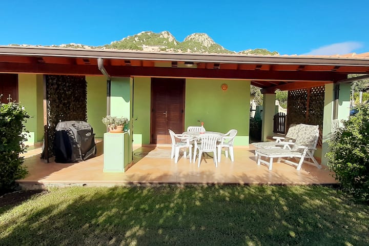 Casa Del Sole: Graziosa Villetta A 500 M Dal Mare - Costa Rei